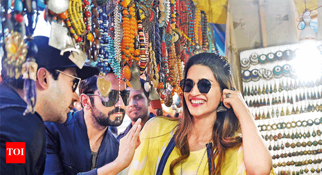 Bareilly to finally get its jhumka | Bareilly News - Times of India