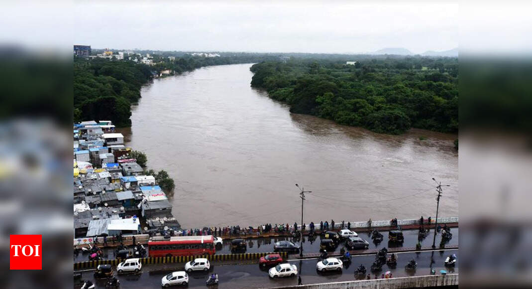 30 activists write to collector, blame local authorities for flood like ...