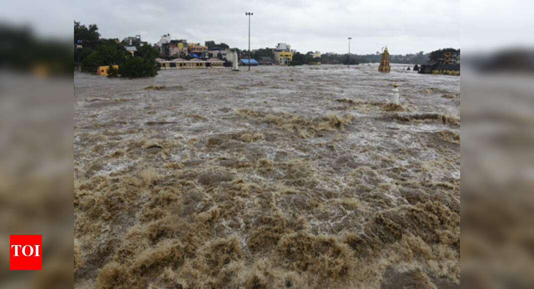 More water discharged from Gangapur dam | Nashik News - Times of India