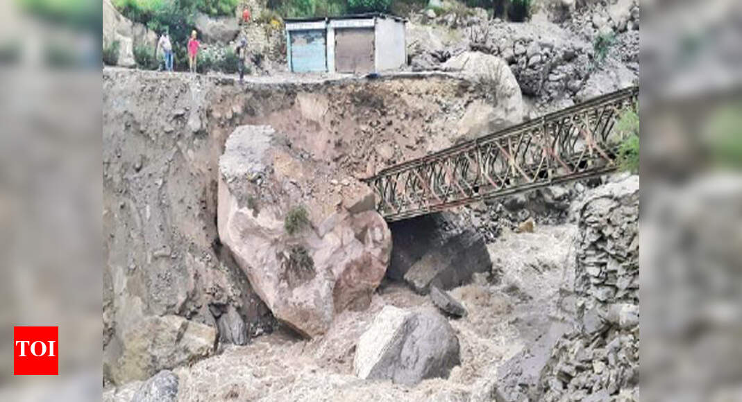 Himachal Pradesh on alert as cloudbursts, flash floods wreak havoc ...