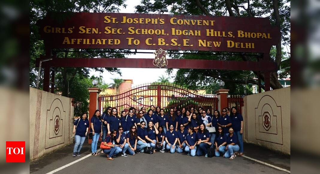 SJCS’s 1994 batch reunites after 25 years | Events Movie News - Times ...