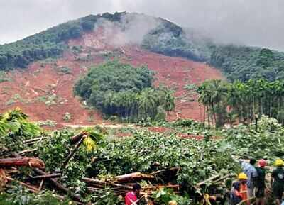 Kerala floods: Rescue still slow at Kavalappara | Kozhikode News ...