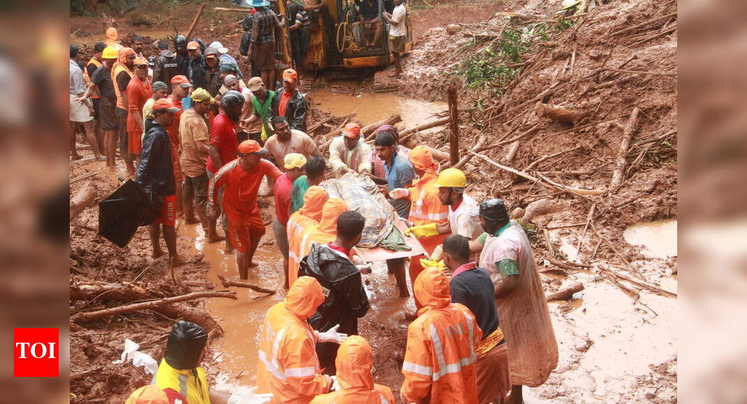 Kerala floods: Two more bodies recovered from Kavalappara landslide ...