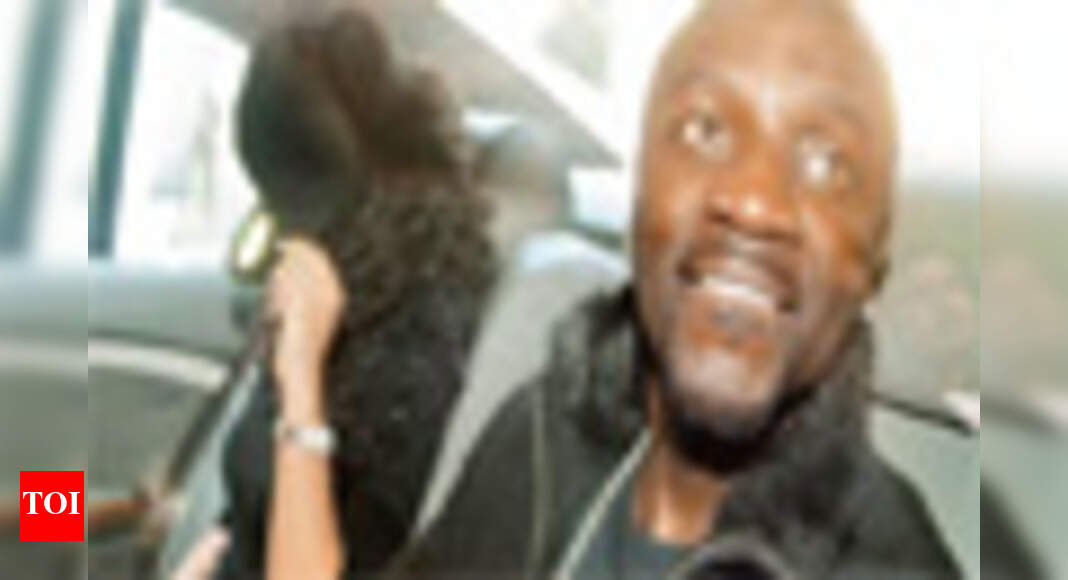 Who's that girl with Akon? | Hindi Movie News - Times of India