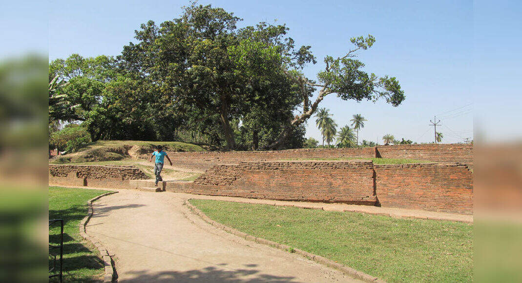 Chandraketugarh, a lesser-known archaeological site in West Bengal ...