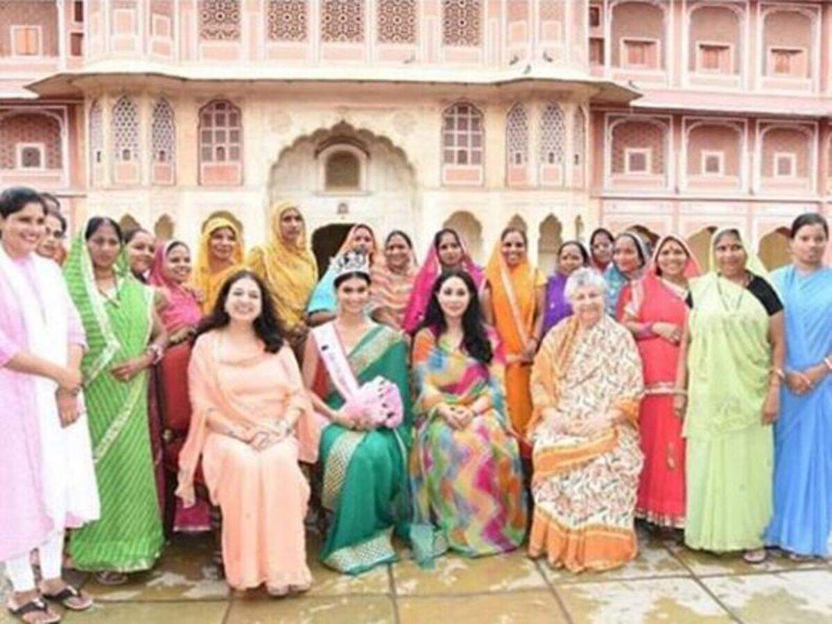 Suman Rao supports Girl Child’s Education