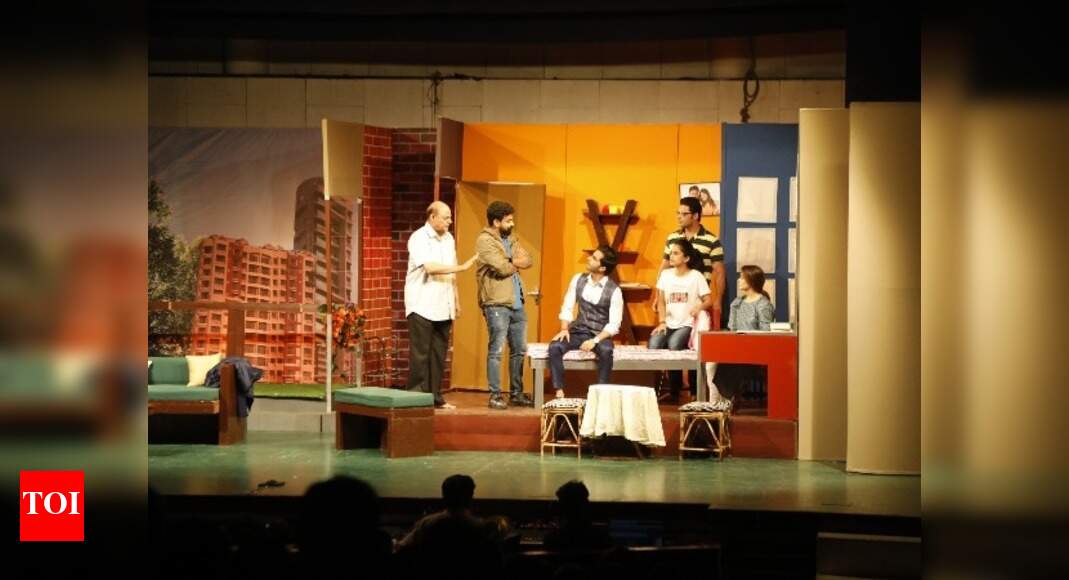 Theatre Review: Ananya – A journey beyond imagination | Hindi Movie ...
