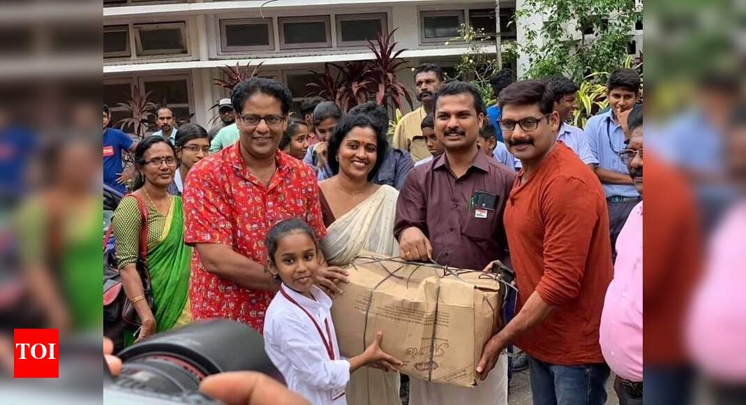 Kerala Floods: Aliyan v/s Aliyan team extends support to the affected ...