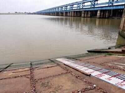 Ganga gets season’s max water from Narora | Kanpur News - Times of India