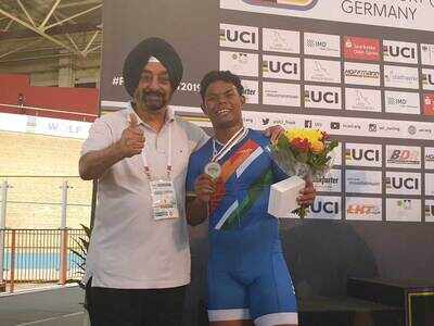 Esow Alben: India's cycling prodigy Esow wins third international medal ...