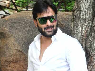 Actor Tarun thrashes reports on his involvement in a car accident ...