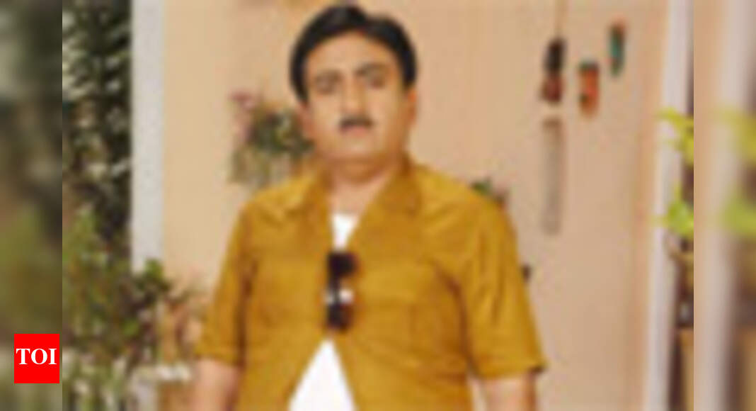 Jhethalal's shrinking suit! - Times of India