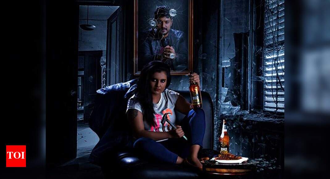 Roshna Ann Roy strikes a provocative pose for Devika | Malayalam Movie ...