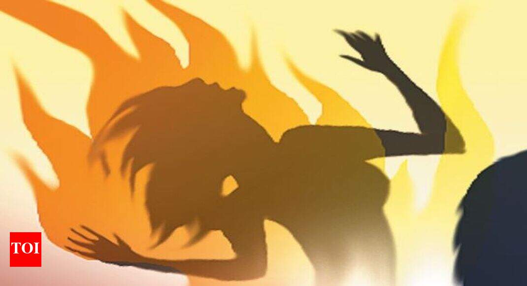 Husband, his parents set woman ablaze | Rajkot News - Times of India
