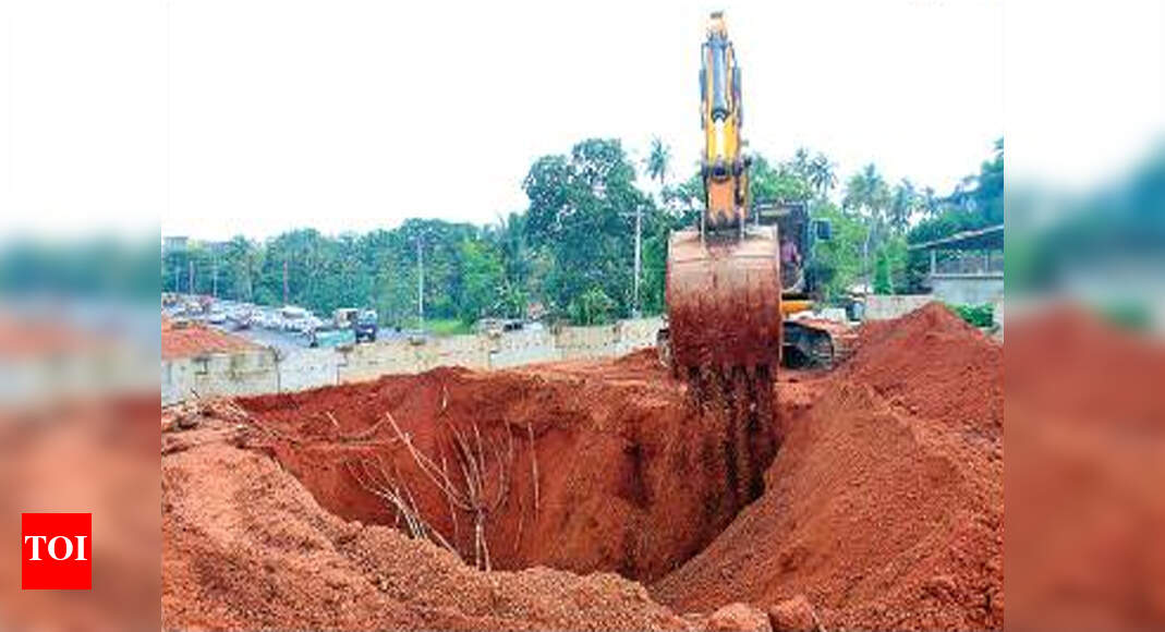 Now, road work bursts water pipeline at St Cruz junction | Goa News ...