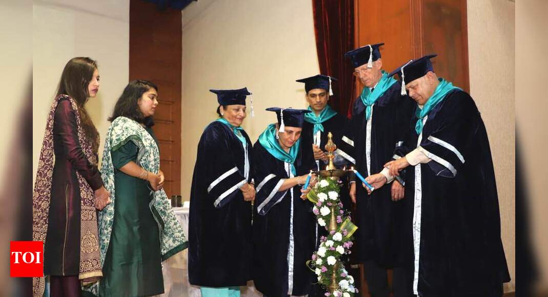 MA Rangoonwala Dental College held 14th convocation ceremony | Events ...