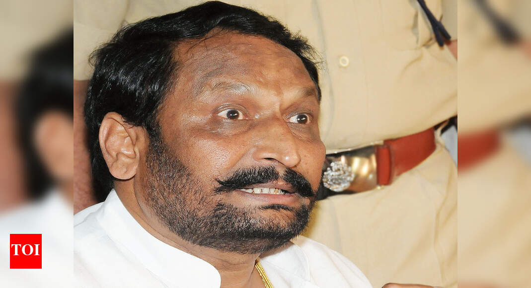 Laxman Savadi’s induction raises eyebrows into the cabinet | Bengaluru ...