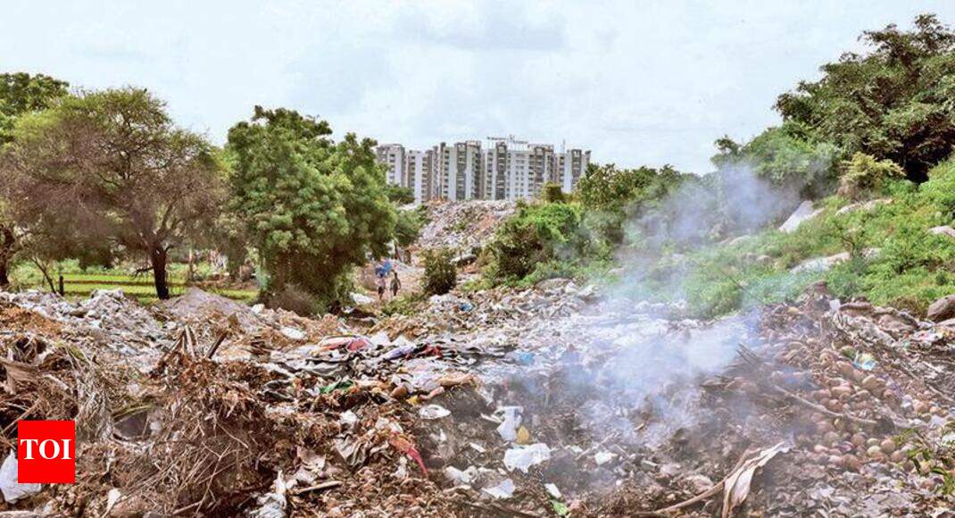 For residents of Khanamet, trash is a burning problem | Hyderabad News ...