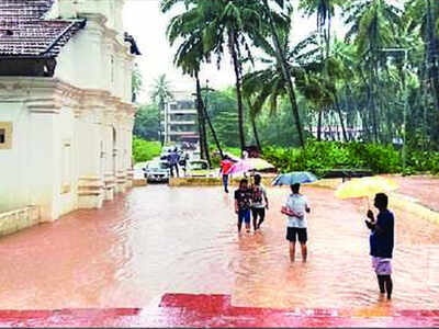 Goa: Monsoon nears end, but PWD pre-monsoon works yet to start | Goa ...