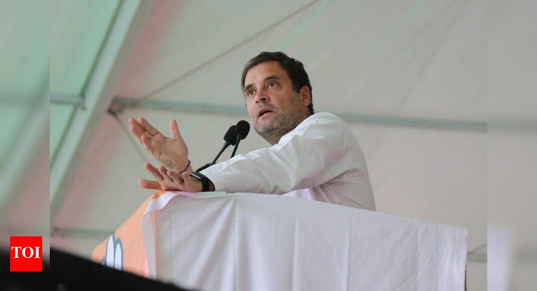 Rahul Gandhi visits relief camps in flood hit wayanad | India News ... Rahul Gandhi visits relief camps in flood hit wayanad | India News ...