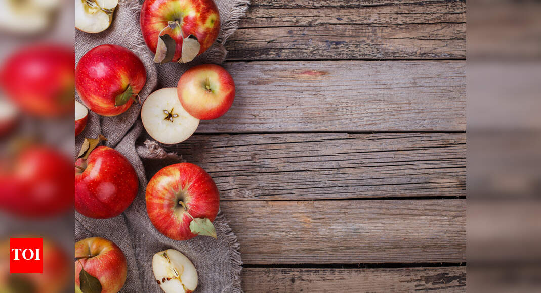 Here’s how eating an apple daily can help in weight loss - Times of India