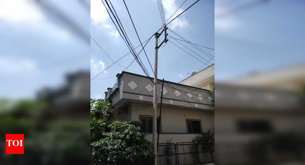 No Street lights - Times of India