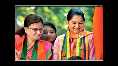 Girish Bapat’s daughter-in-law, mayor eye Kasba ticket | Pune News ...