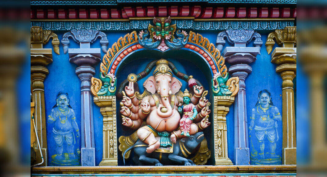 Ganesh Mandir in Delhi–let the God work up travel magic for you ...