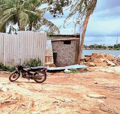 ‘Mir Alam tank being encroached’ | Hyderabad News - Times of India