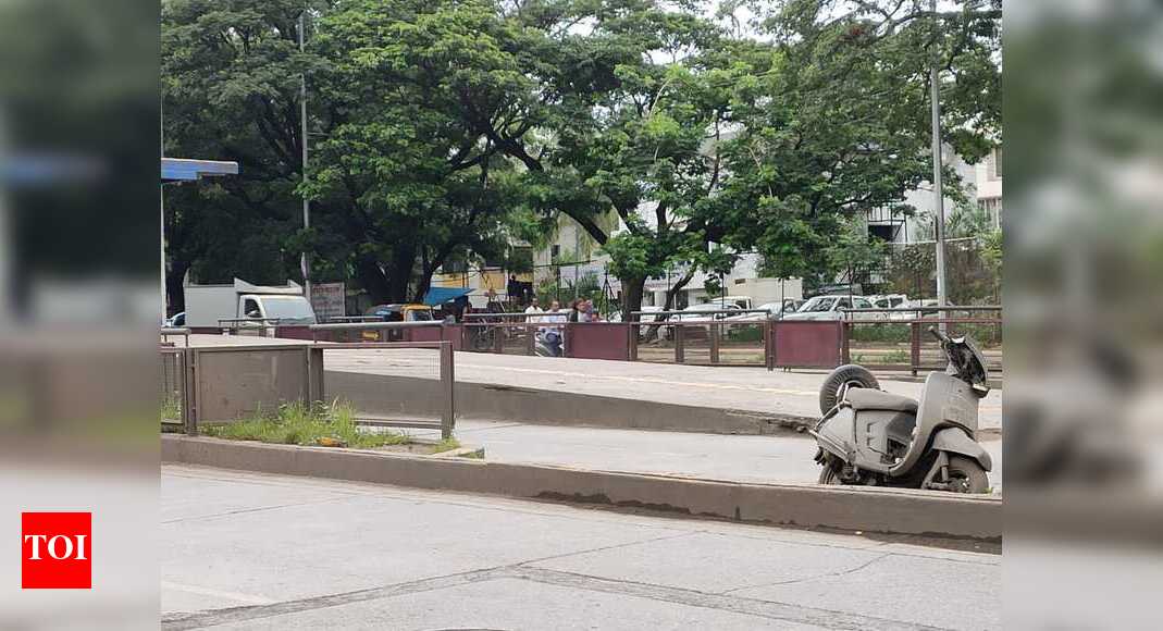 Fake number abandoned vehicle - Times of India Fake number abandoned vehicle - Times of India