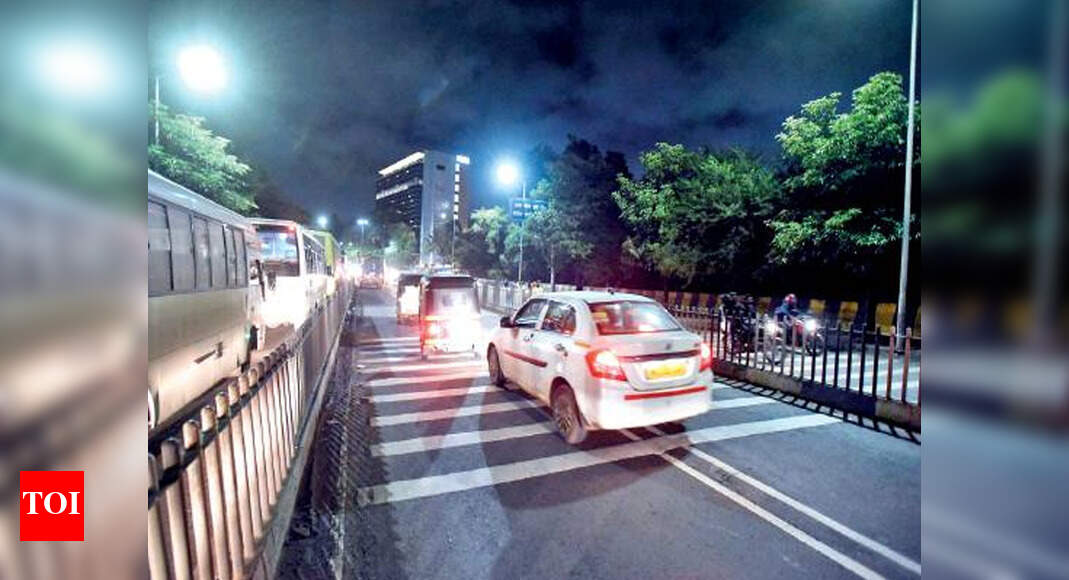 Pune police make BRTS corridors free for all vehicles till Metro chugs ...