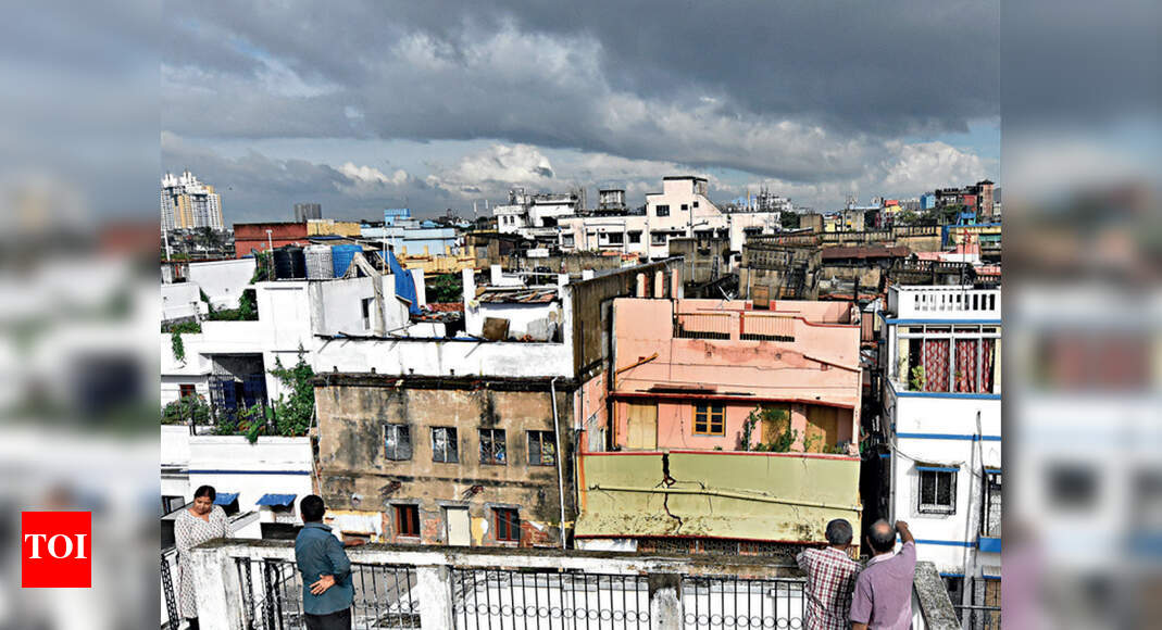 Kolkata: Rains, rats pose twin threats to buildings | Kolkata News ...