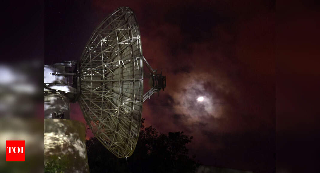 Hopes fading on re-establishing link with lander Vikram: Isro ...