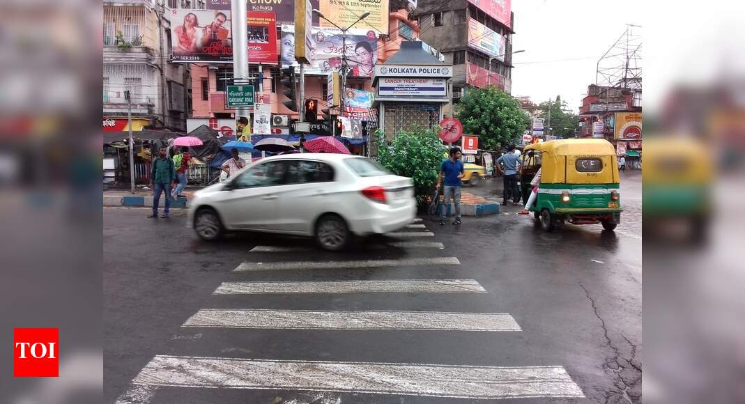 Unsafe Zebra Crossing in Gol Park - Times of India