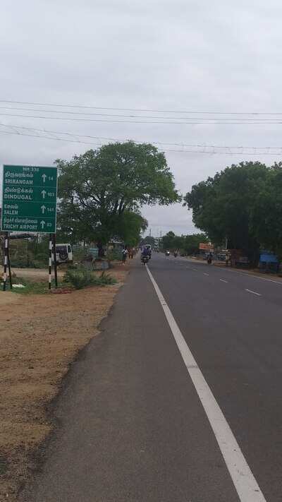 ROADS WITH NO STREET LIGHTS - Times of India