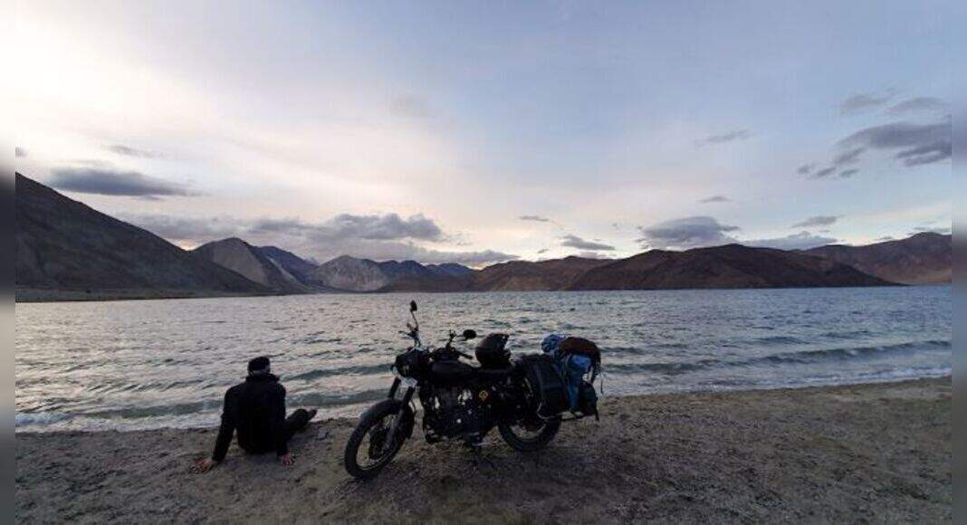 Sun chaser Arjun Vajpai accepts the #GoMonster on one charge challenge ...