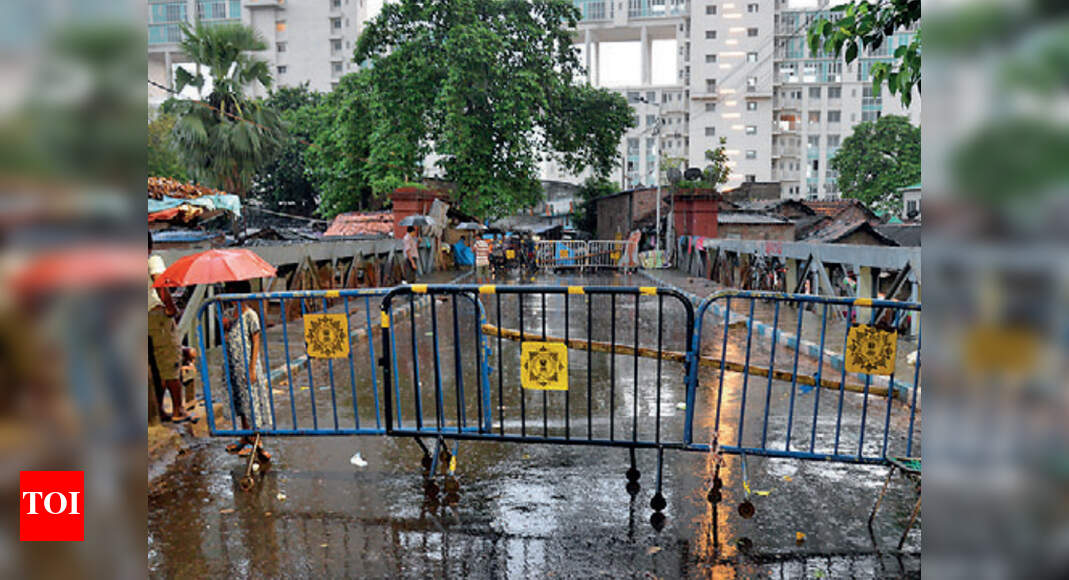 Bailey bridge near Chetla Lock Gate before Kali Puja? | Kolkata News ...