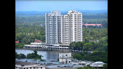 Emergency council meeting of Maradu Municipality ends without bold ...