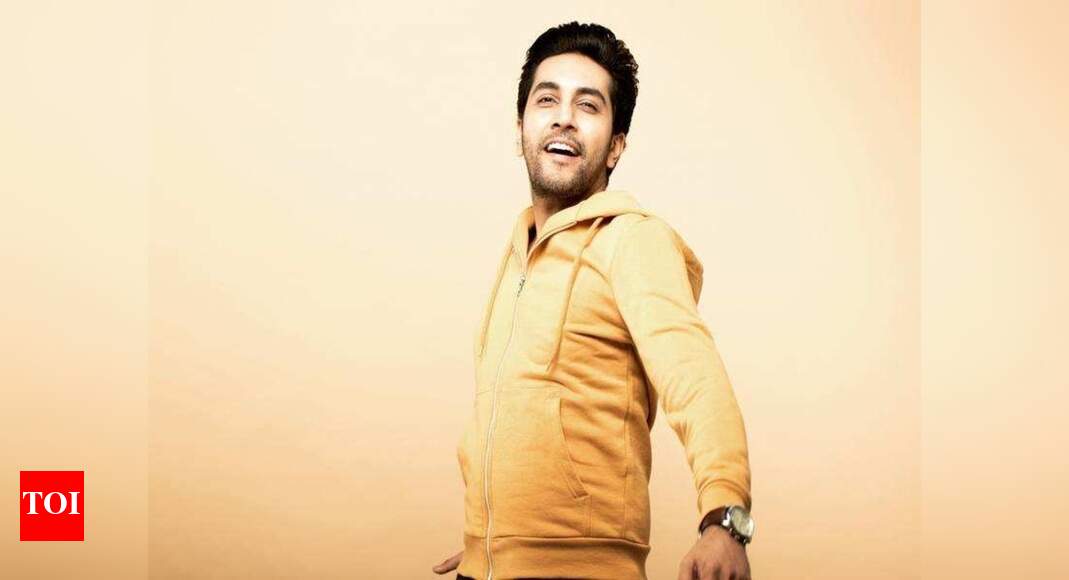 Parth Oza to perform in USA during Navratri | Gujarati Movie News ...