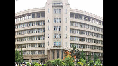 JJ Hospital gets a new dean, third in three years as government shifts ...