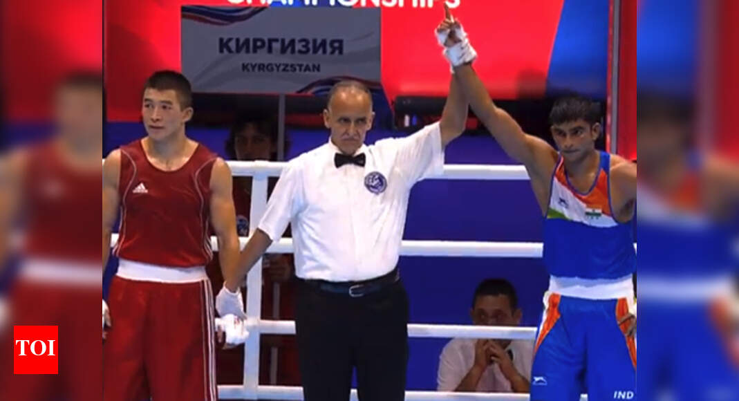 Manish Kaushik claims dominating win, advances to second round of World ...