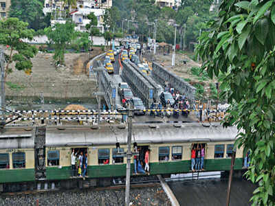 Kolkata: Cops may alter Bailey bridge traffic rules for smooth flow ...