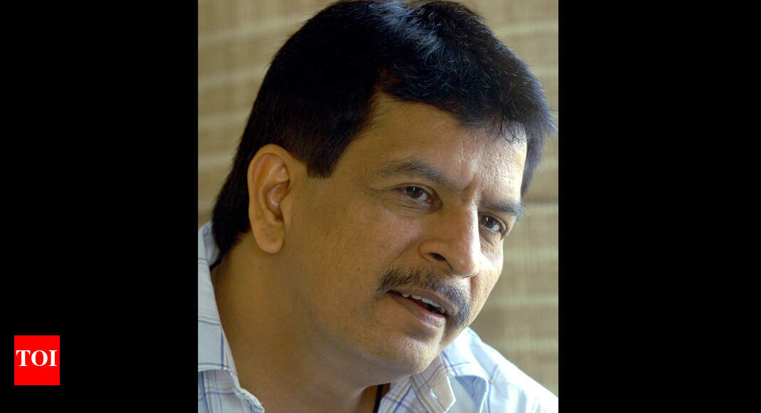 Encounter specialist Pradeep Sharma to join Shiv Sena today | Mumbai ...
