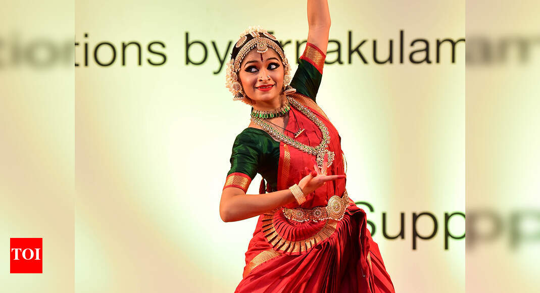 Dancer Diya Nair performs at 'Lavanyam 2019' | Events Movie News ...