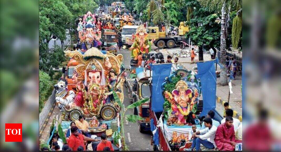 Hyderabad: 55,000 Ganesha idols immersed in two days | Hyderabad News ...
