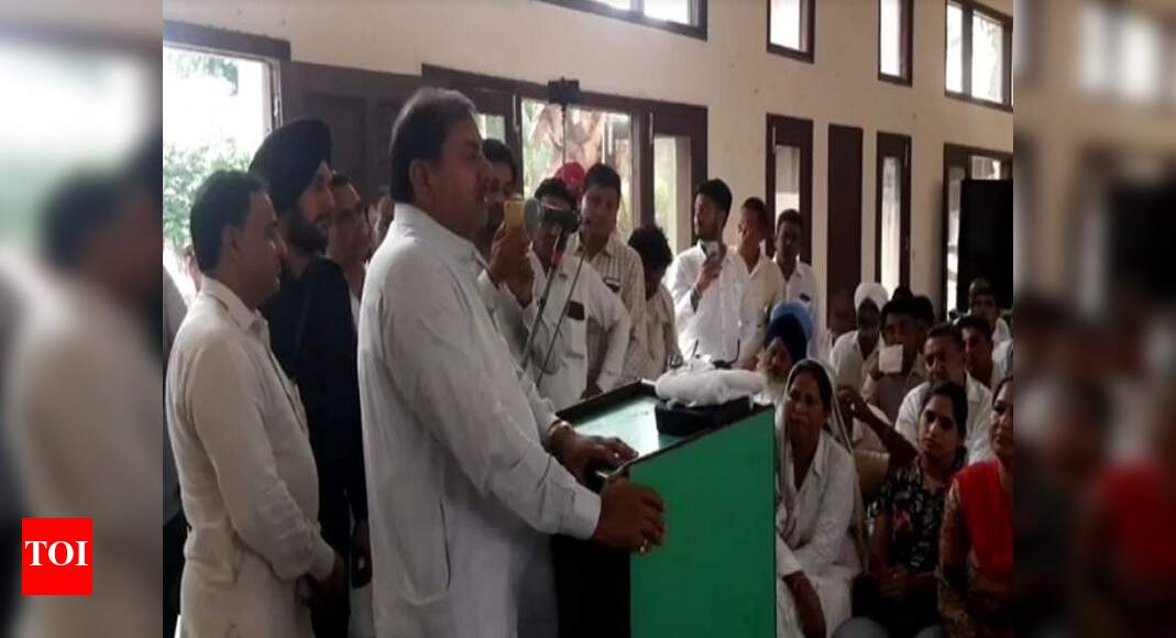 Ashok Arora was weakening party from past one year says Abhay Chautala ...