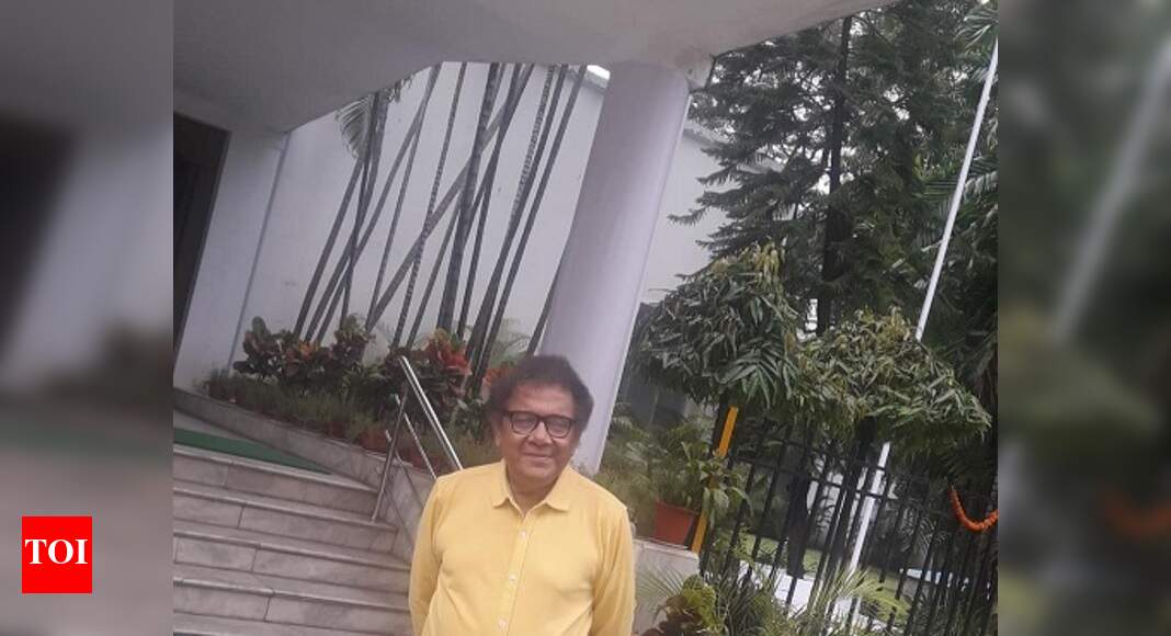 Biplab Dasgupta is all praise for Srijit | Bengali Movie News - Times ...