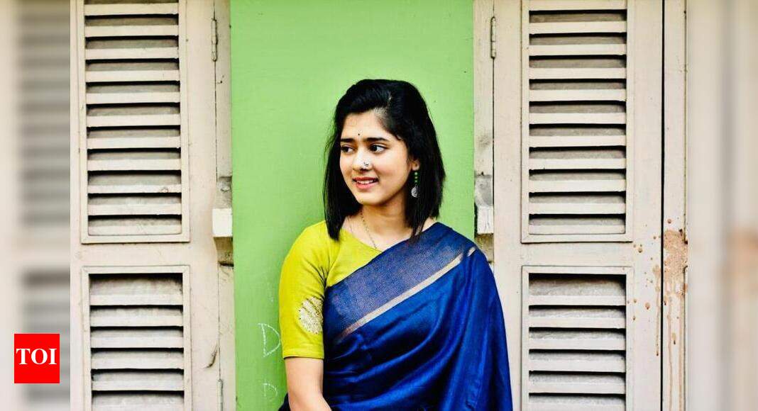 What are our TV stars doing this Durga Puja? - Times of India