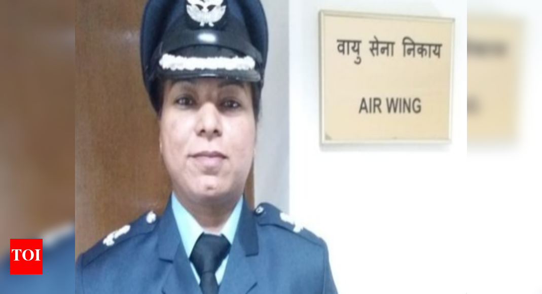 Wing Commander Anjali Singh becomes India's first female military ...