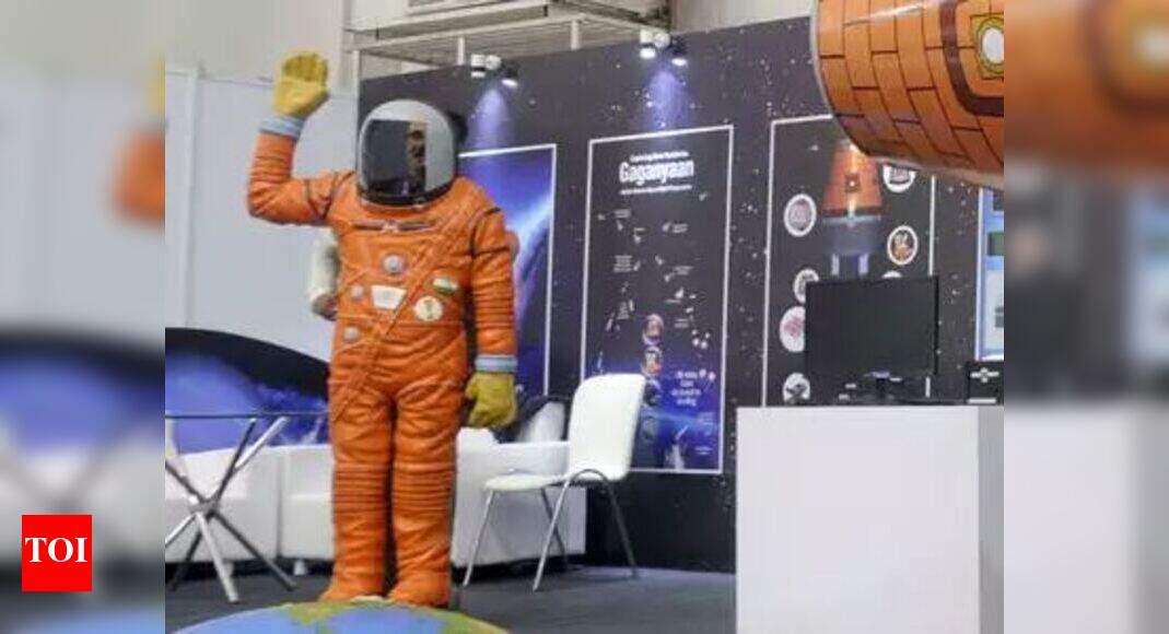 ISRO, DRDO sign MoUs for Gaganyaan mission | India News - Times of India